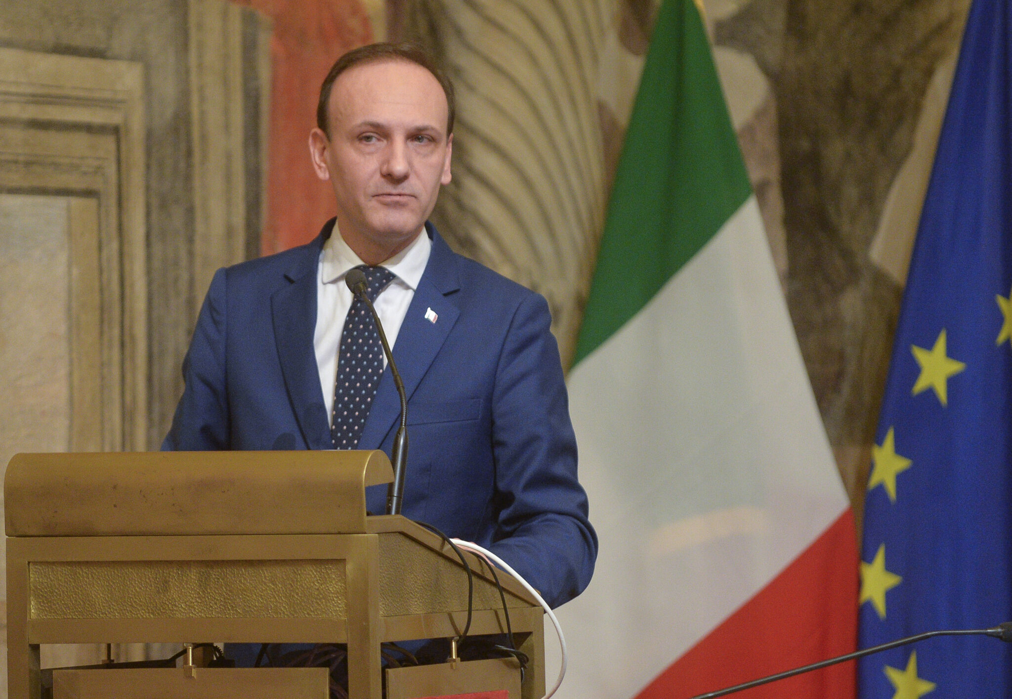 Cambio al vertice di SACE: i profili di Guglielmo Picchi e Michele ...